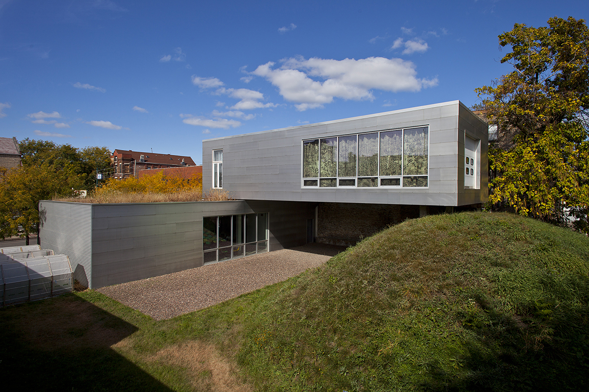 What Is Green Architecture? How It Informs Modern Sustainability