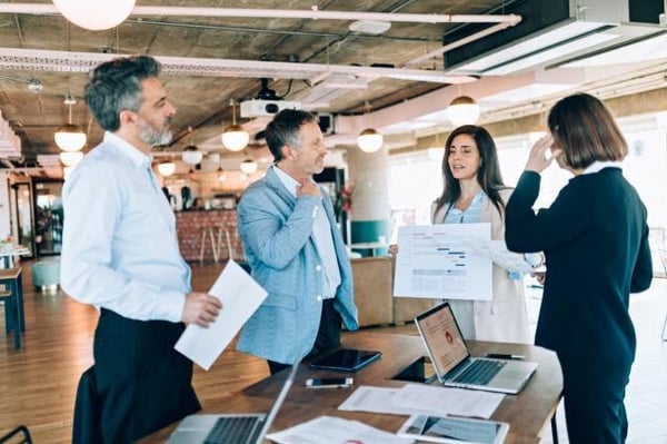 Inbound vs Outbound Marketing (Explained Simply)