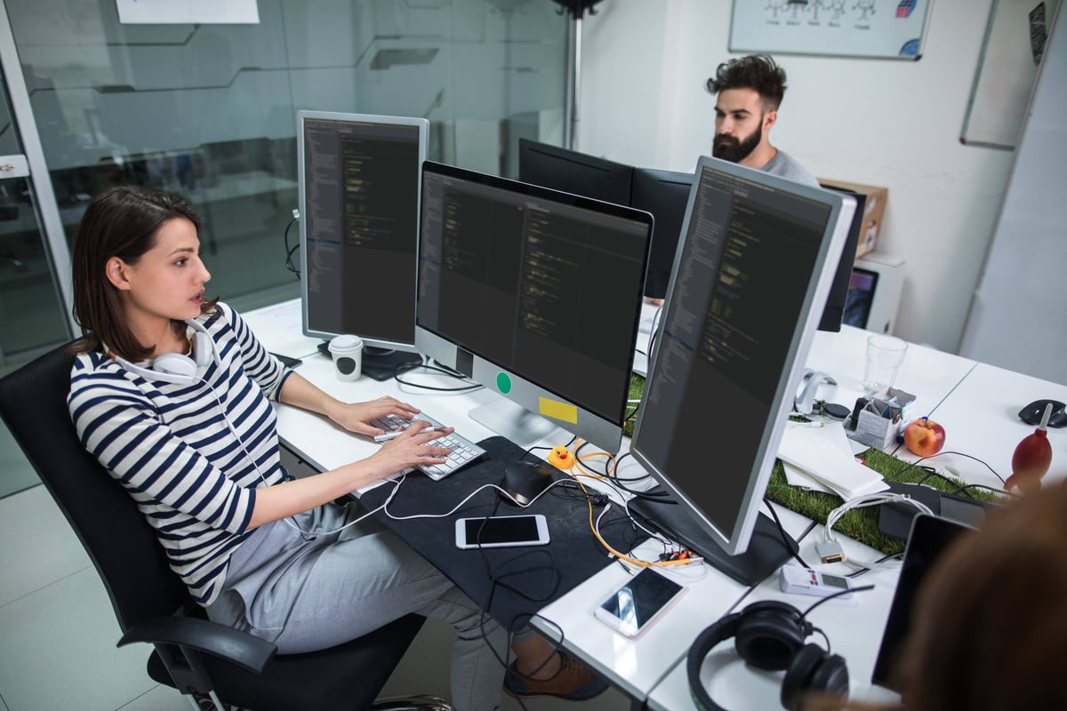 The 6 Best Free APIs to Use According to Experts