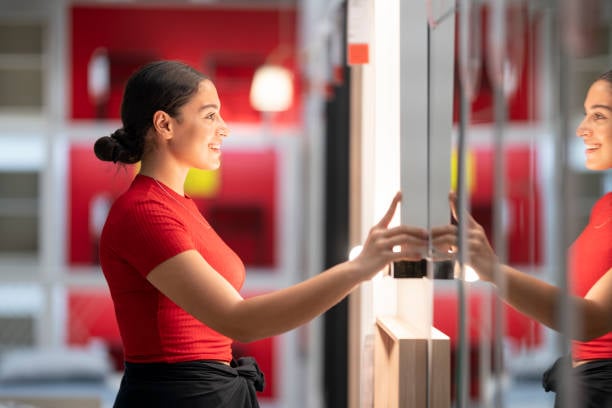 7 Customer Engagement Examples That Work in 2025