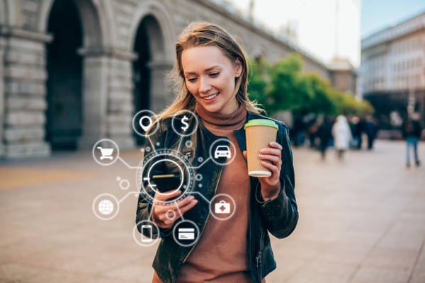 7 Customer Engagement Examples That Work in 2025