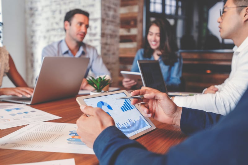 Top Line vs. Bottom Line: A Quick Guide for Business Owners