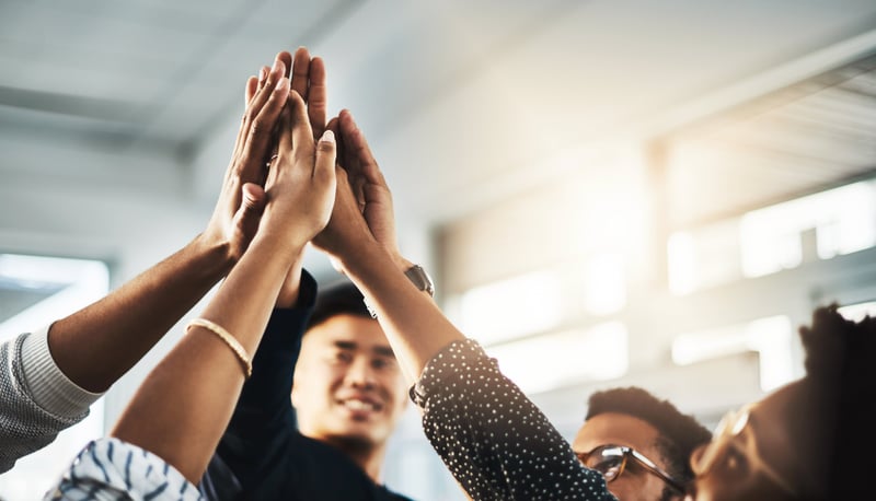 15 Quick Team-Building Games Your Team Will Actually Enjoy