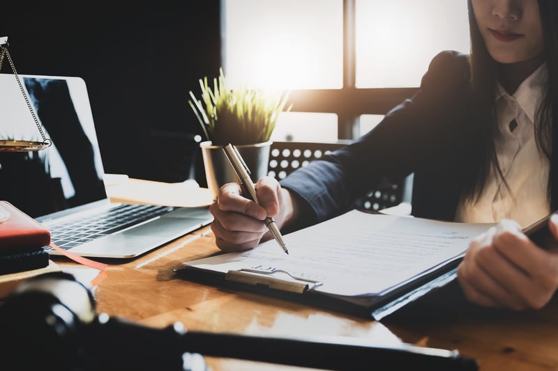Corporate Counsel: Why You Need a Team of In-House Lawyers