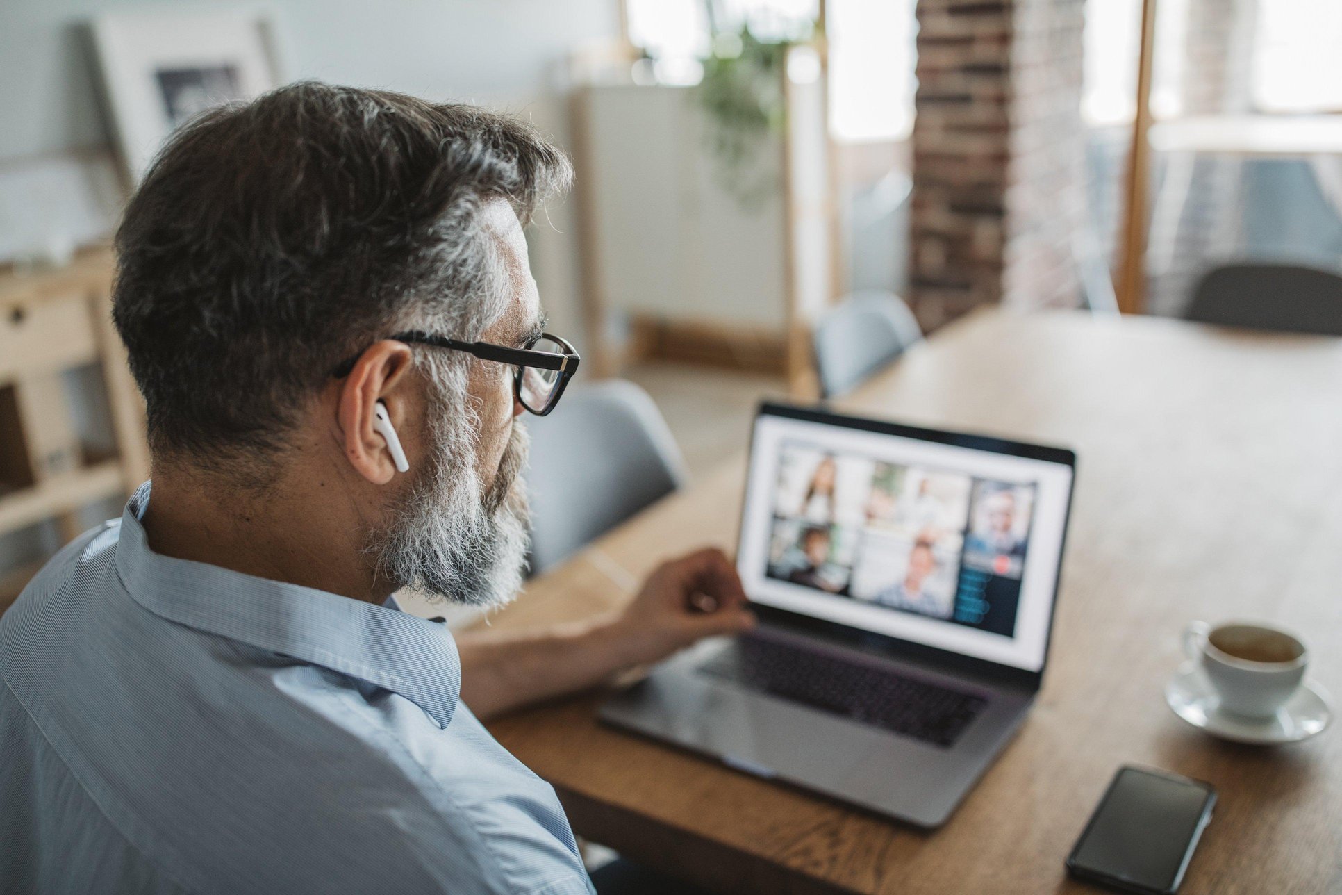 How to Hold Engaging, High-Impact Virtual Board Meetings