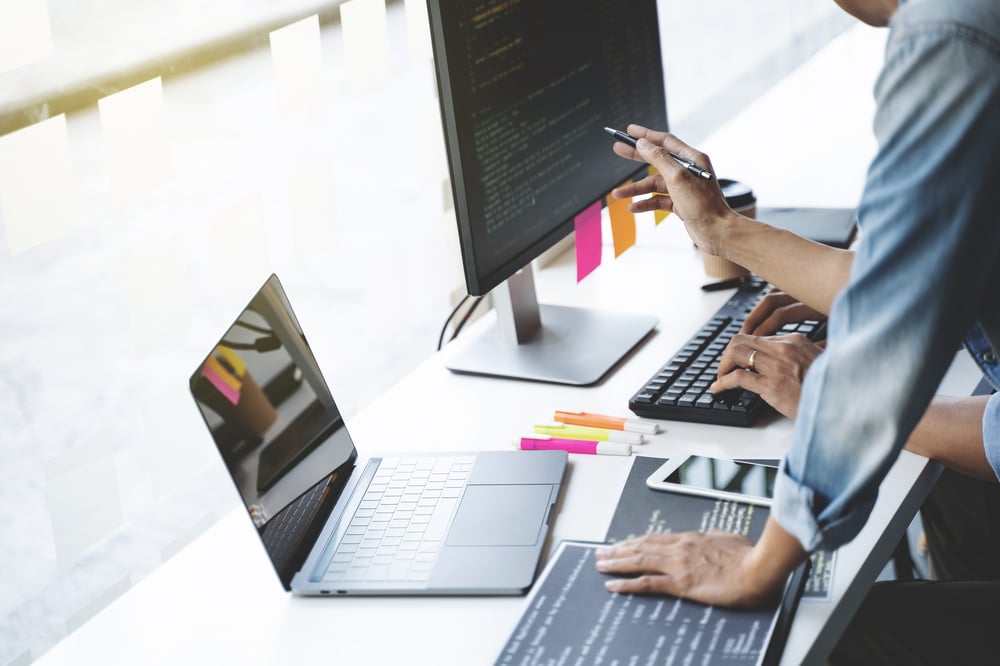 What Is Visual Search? Examples, Applications and Case Studies