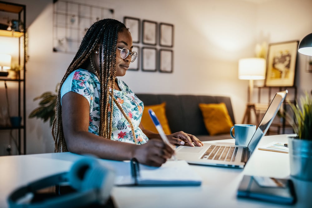 How to Work Online: 25 Jobs You Can Do From Anywhere