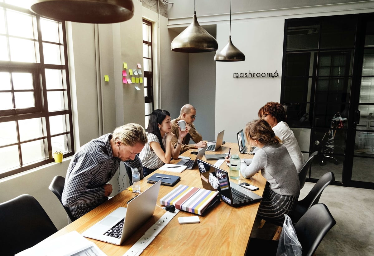 What Is Unified Communications? Key Benefits and Use Cases
